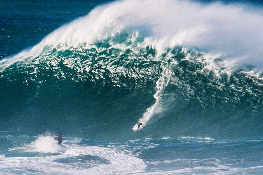 O VÍDEO DA NOMEAÇÃO DE HUGO VAU PARA OS BIG WAVE AWARDS